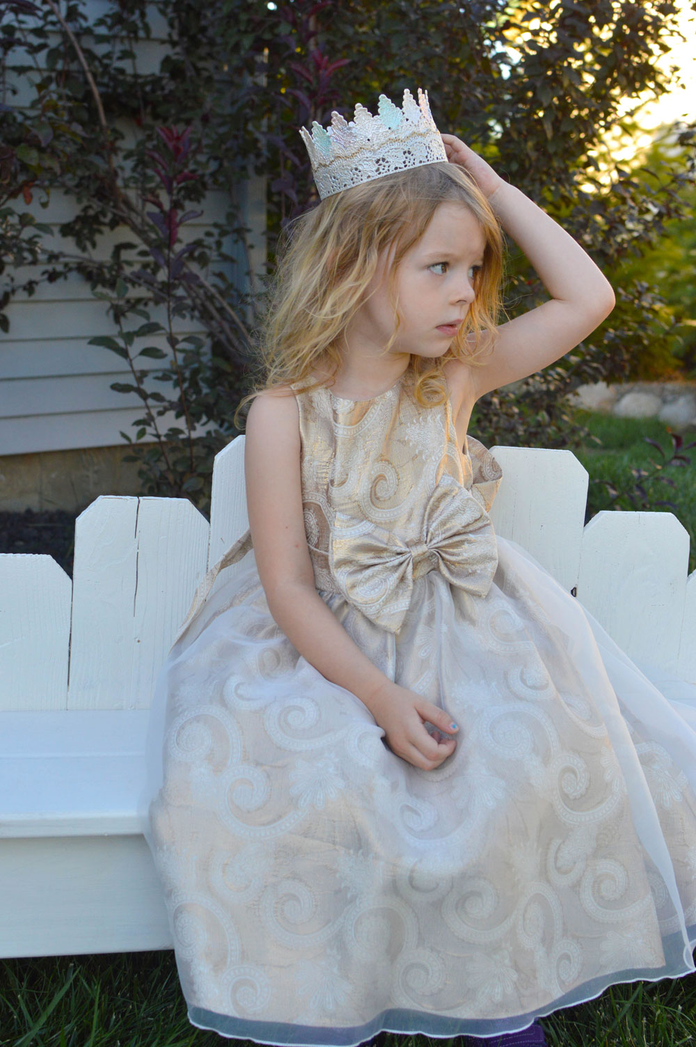 How To Make Lace Princess Crowns - Create. Play. Travel.